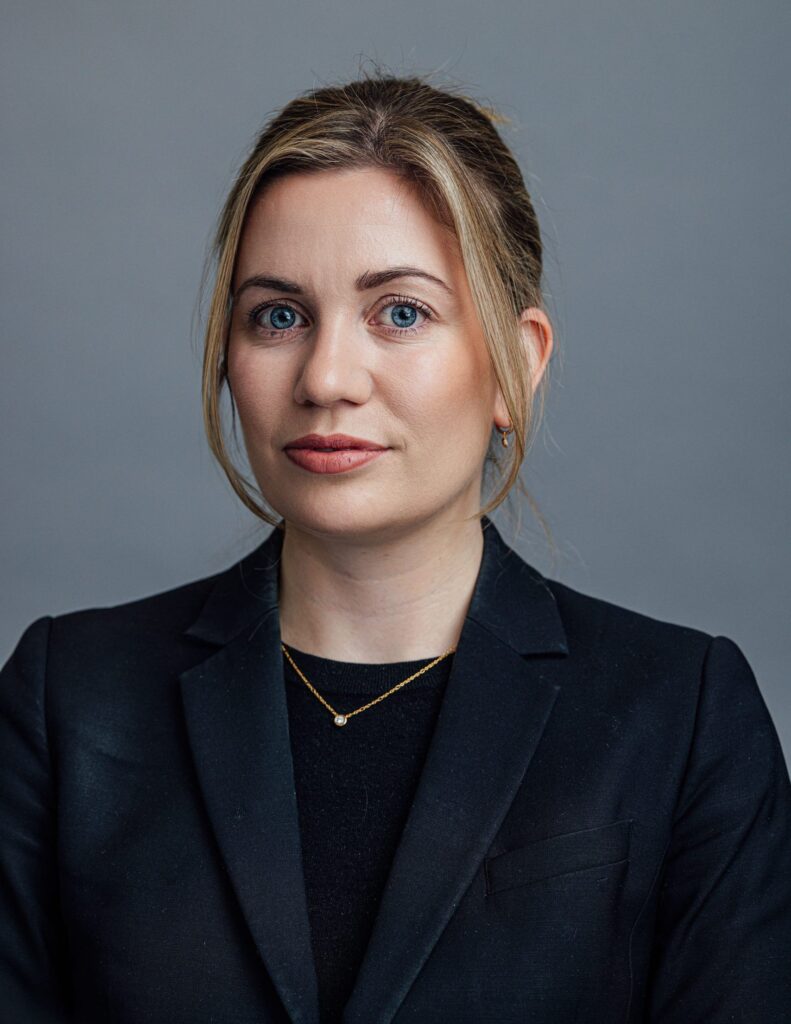 Olivia Beach - One Pump Court